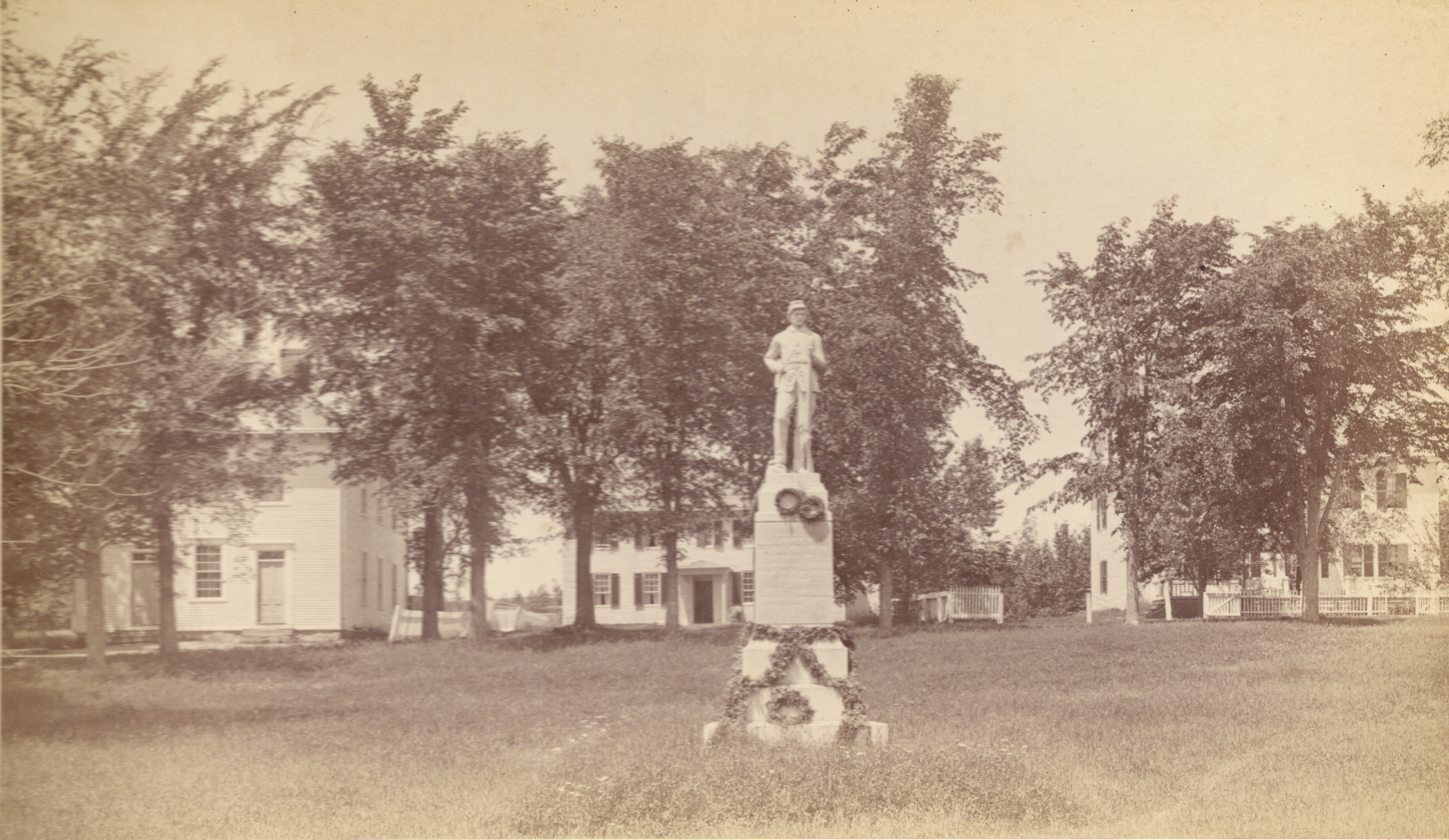 Maine's Civil War Monuments